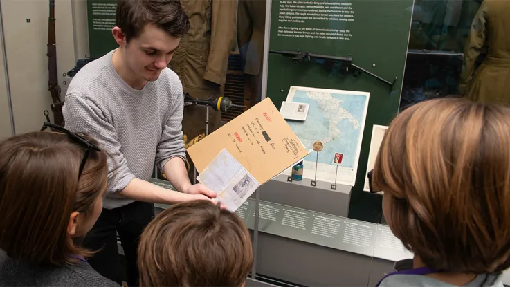 ZooLab: Meet Amazing Animals | National Army Museum