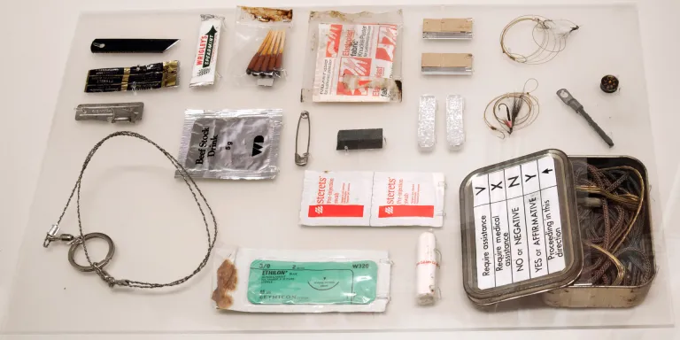 The art of staying alive: McNab’s survival kit | National Army Museum